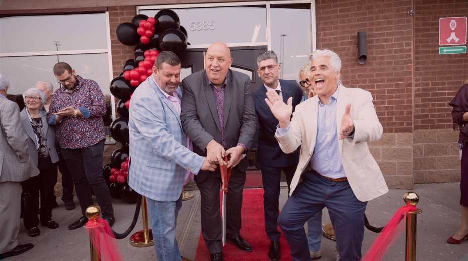 Bâton Rouge Grillhouse & Bar: Ribs, steak and seafood