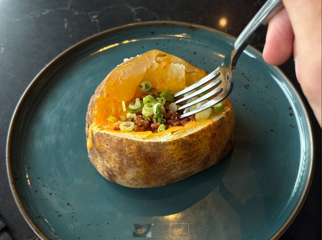 The Baked Potato at Bâton Rouge: The Side That Steals the Show